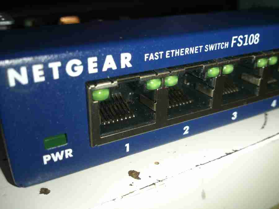 Netgear FS108 Fast Ethernet Switch – Experimental Engineering