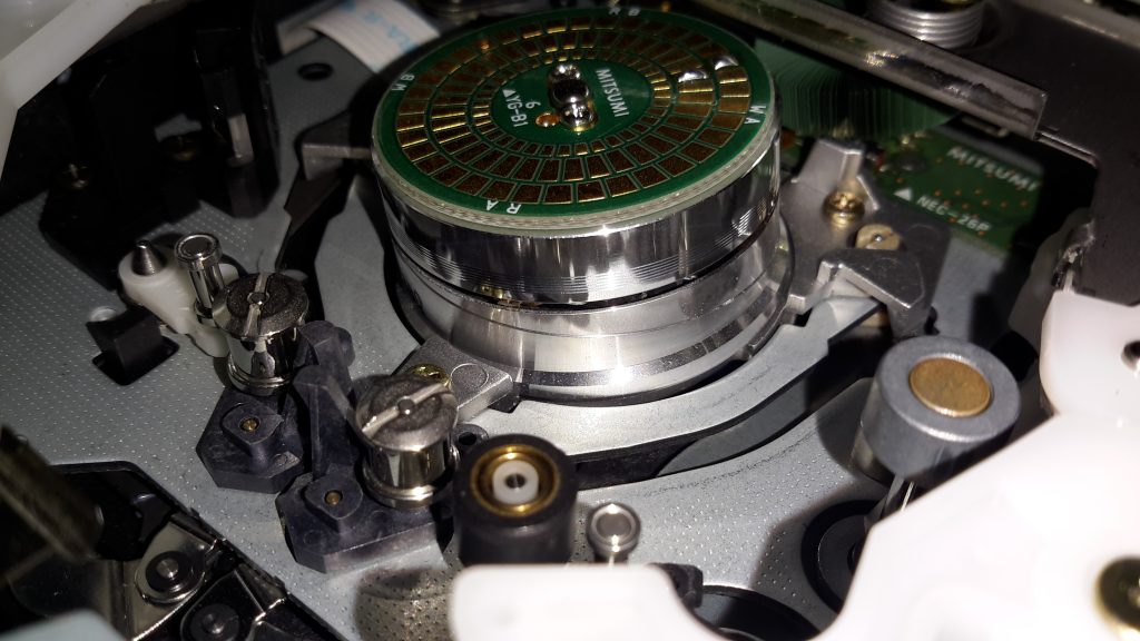 HP SureStore DAT40 Tape Drive – Experimental Engineering