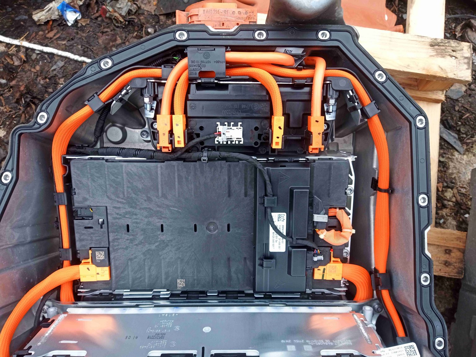 BMW Series 5 Hybrid Battery Pack Teardown – Experimental Engineering