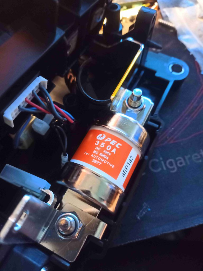 BMW Series 5 Hybrid Battery Contactor Pack Teardown – Experimental ...