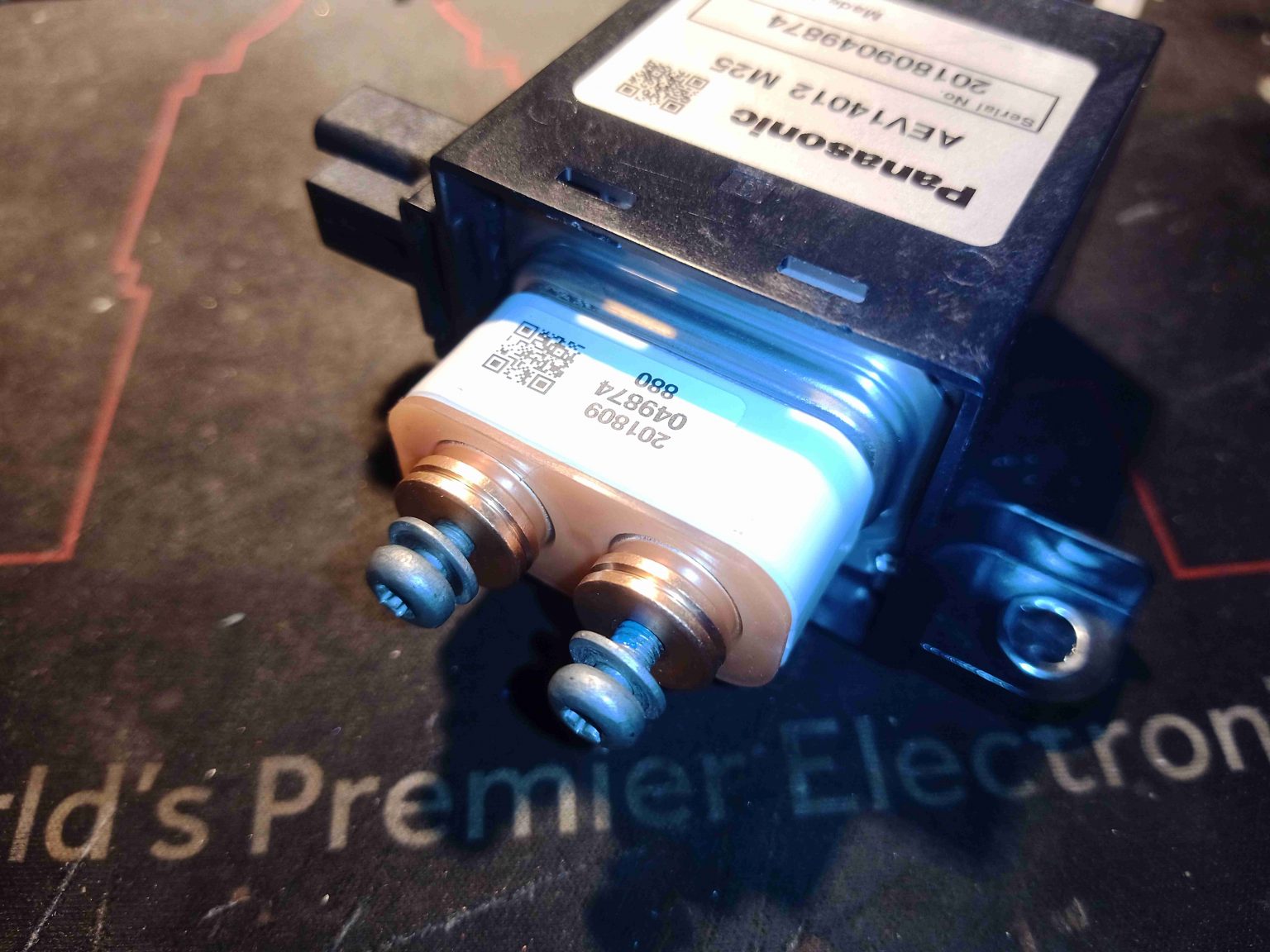 BMW Series 5 Hybrid Battery Contactor Pack Teardown – Experimental ...