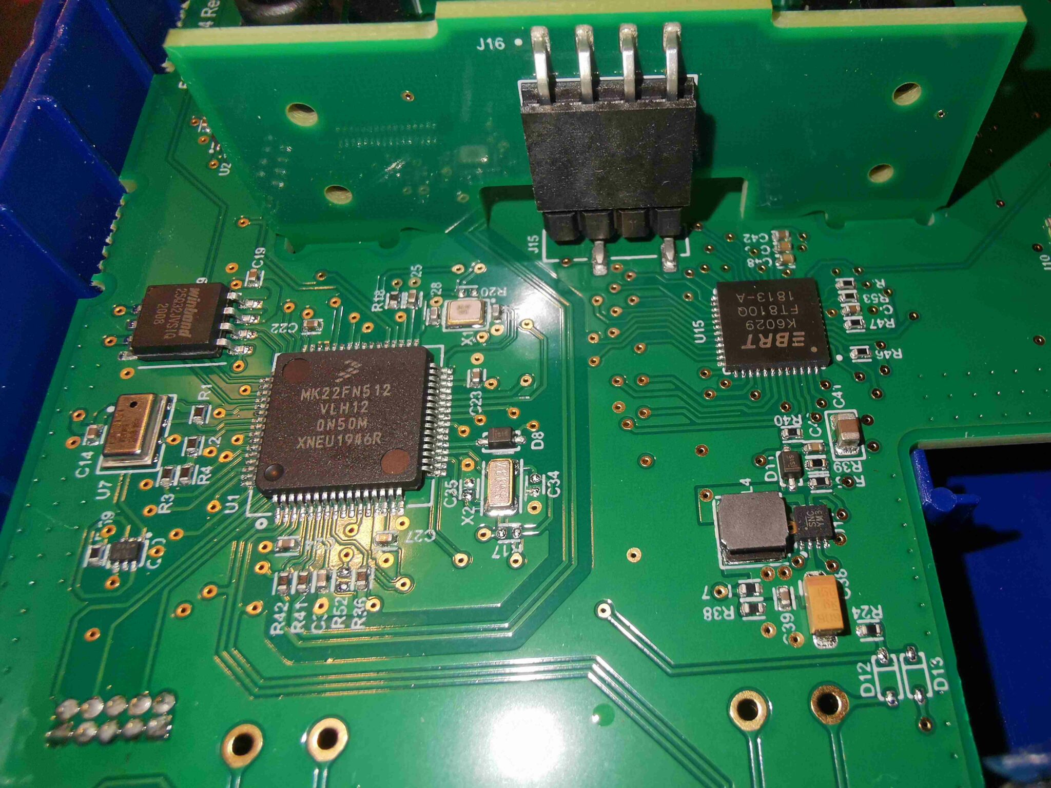 Yellow Jacket Titan P51-870 Digital Manifold Teardown – Experimental ...